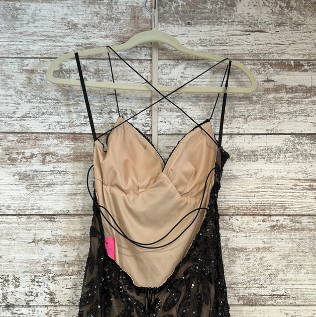 BLACK/NUDE SPARKLY LONG GOWN – Savvy Seconds Boutique