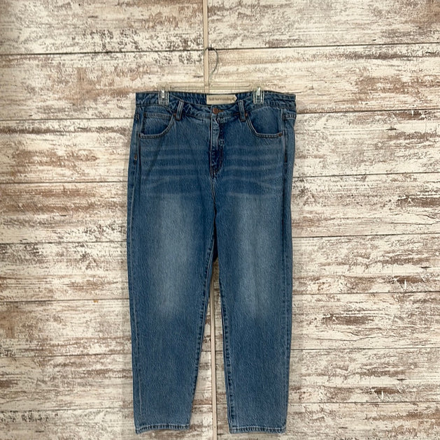 BLUE DENIM JEANS $99 – Savvy Seconds Boutique
