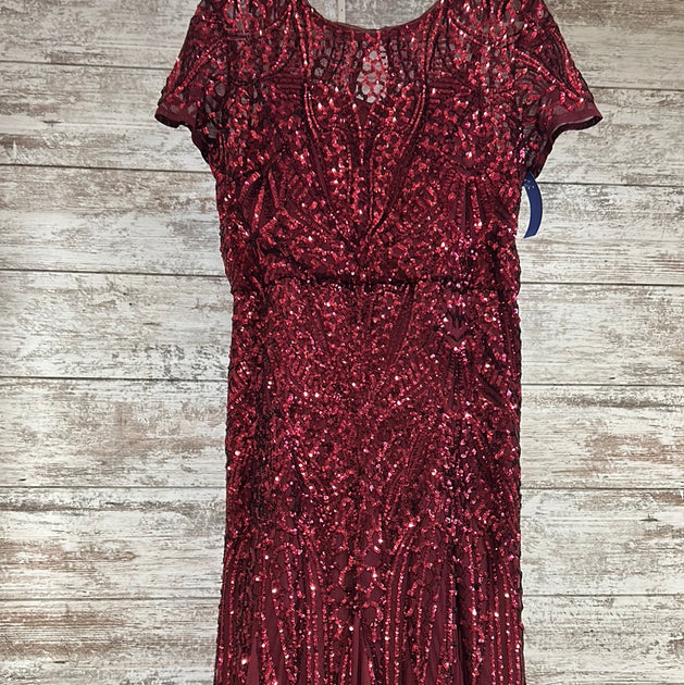 BURGUNDY SPARKLY LONG DRESS – Savvy Seconds Boutique