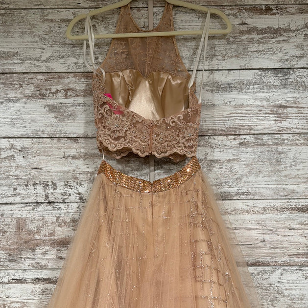 GOLD 2 PC. PRINCESS GOWN SET – Savvy Seconds Boutique