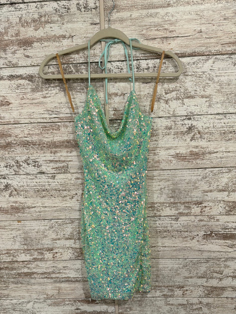 GREEN SPARKLY SHORT DRESS – Savvy Seconds Boutique