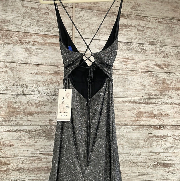 SILVER SPARKLY MERMAID (NEW) – Savvy Seconds Boutique