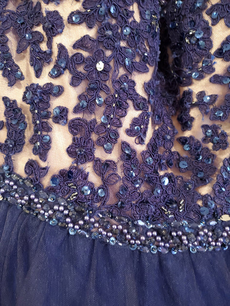 NAVY PRINCESS GOWN – Savvy Seconds Boutique